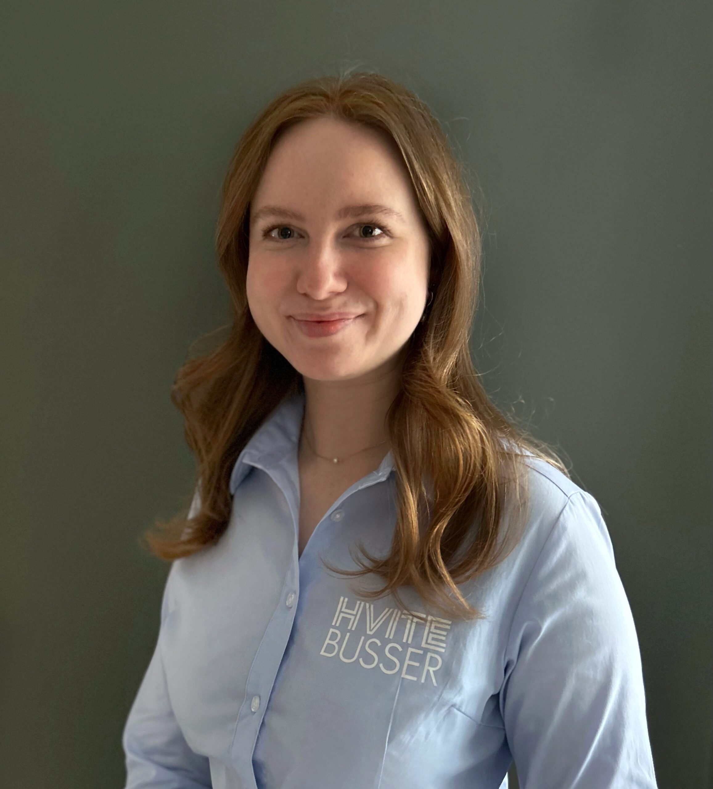 Anna Seehaus - Hvite Busser